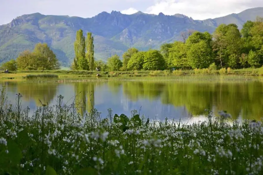 Tsover_Lake_1